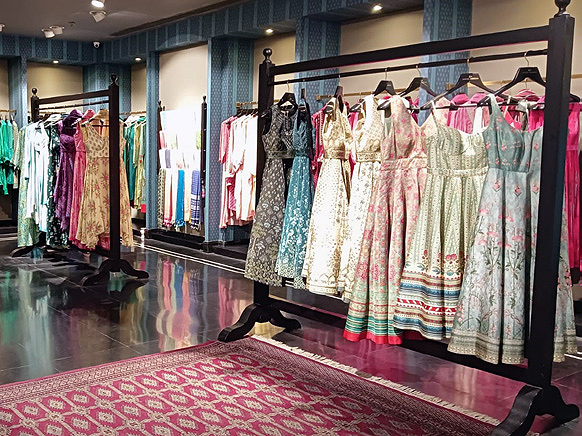 Budding designers learn the tricks of design field via market research ...