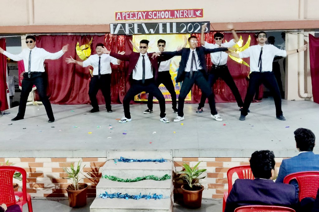 Navi Mumbai school bids farewell to class 12 students – Apeejay Newsroom