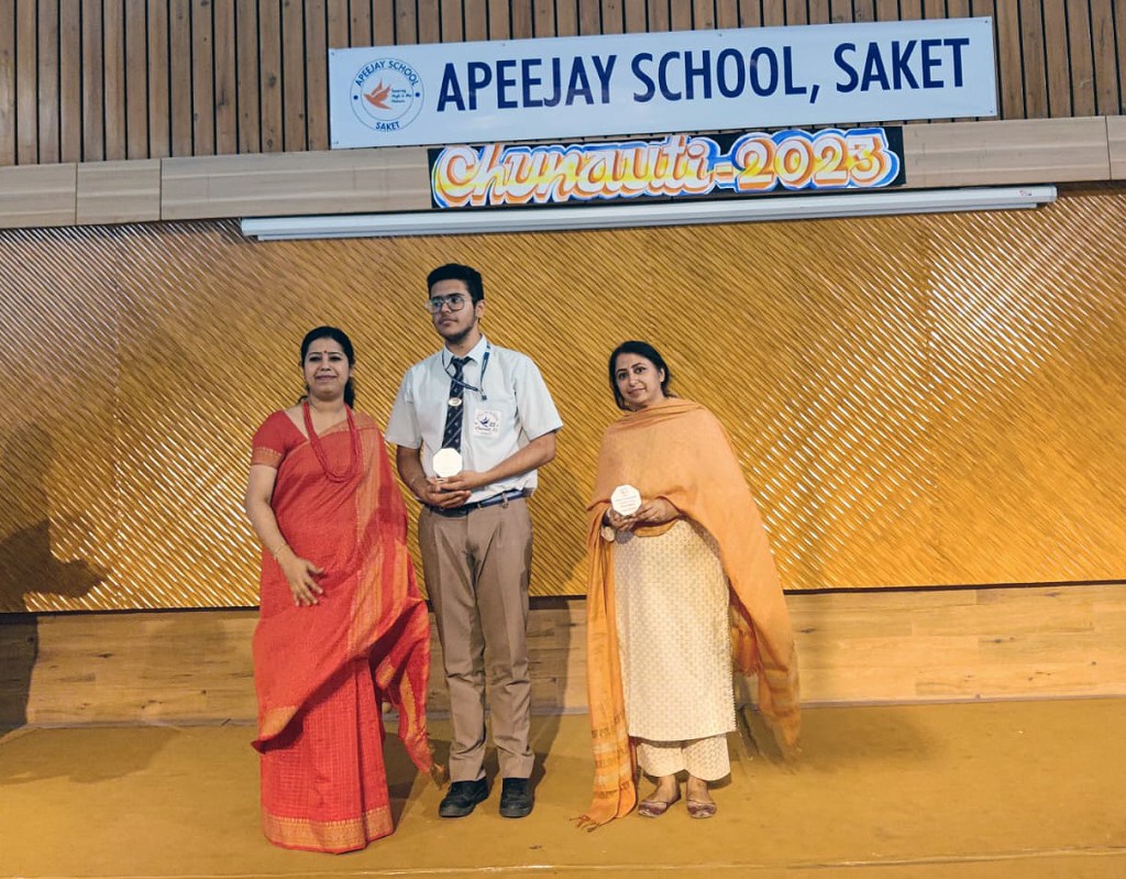 ‘Chunauti 2023’: Renowned Indian sarod player graces Delhi school’s ...